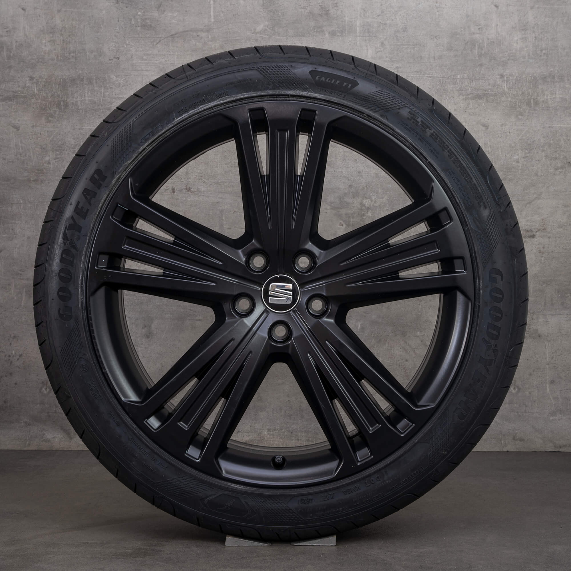 Seat Tarraco Surpreme summer wheels tires 20 inch rims 5FJ601025B