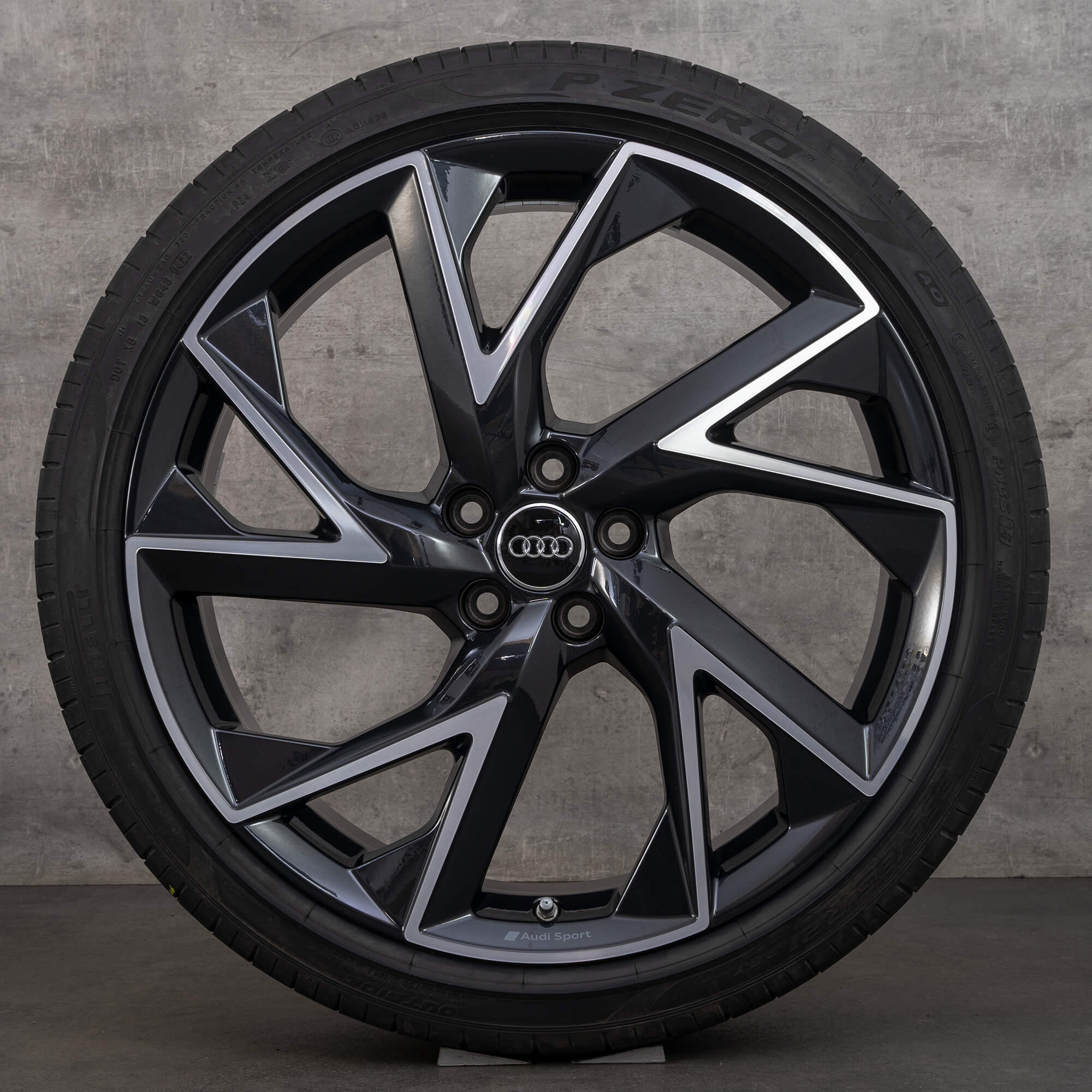 Audi RSQ3 rims summer tires 21 inch wheels 83A601025AE 6 mm