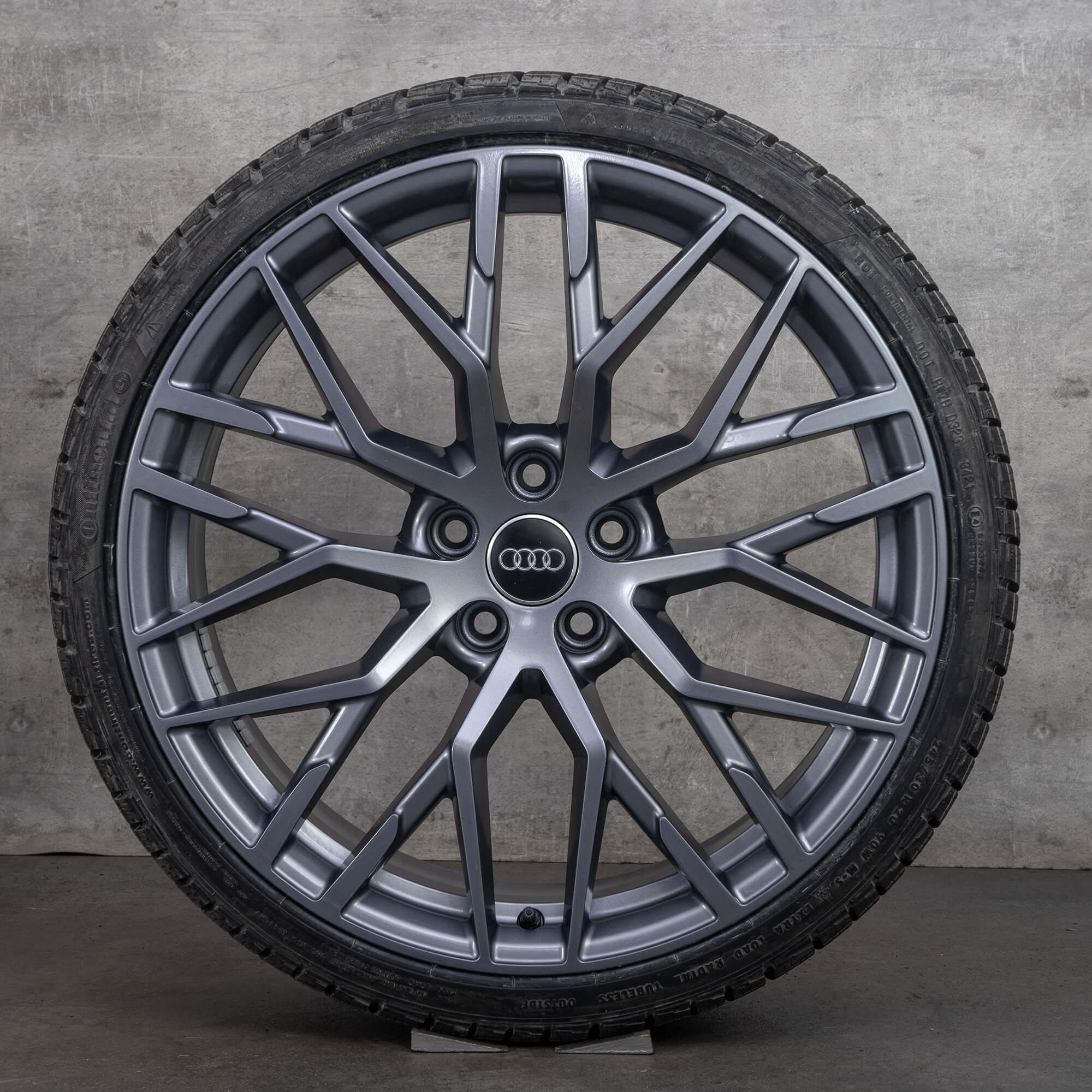 Audi R8 4S V10 winter wheels 20 inch tires rims 4S0601025BT 4S0601025CB