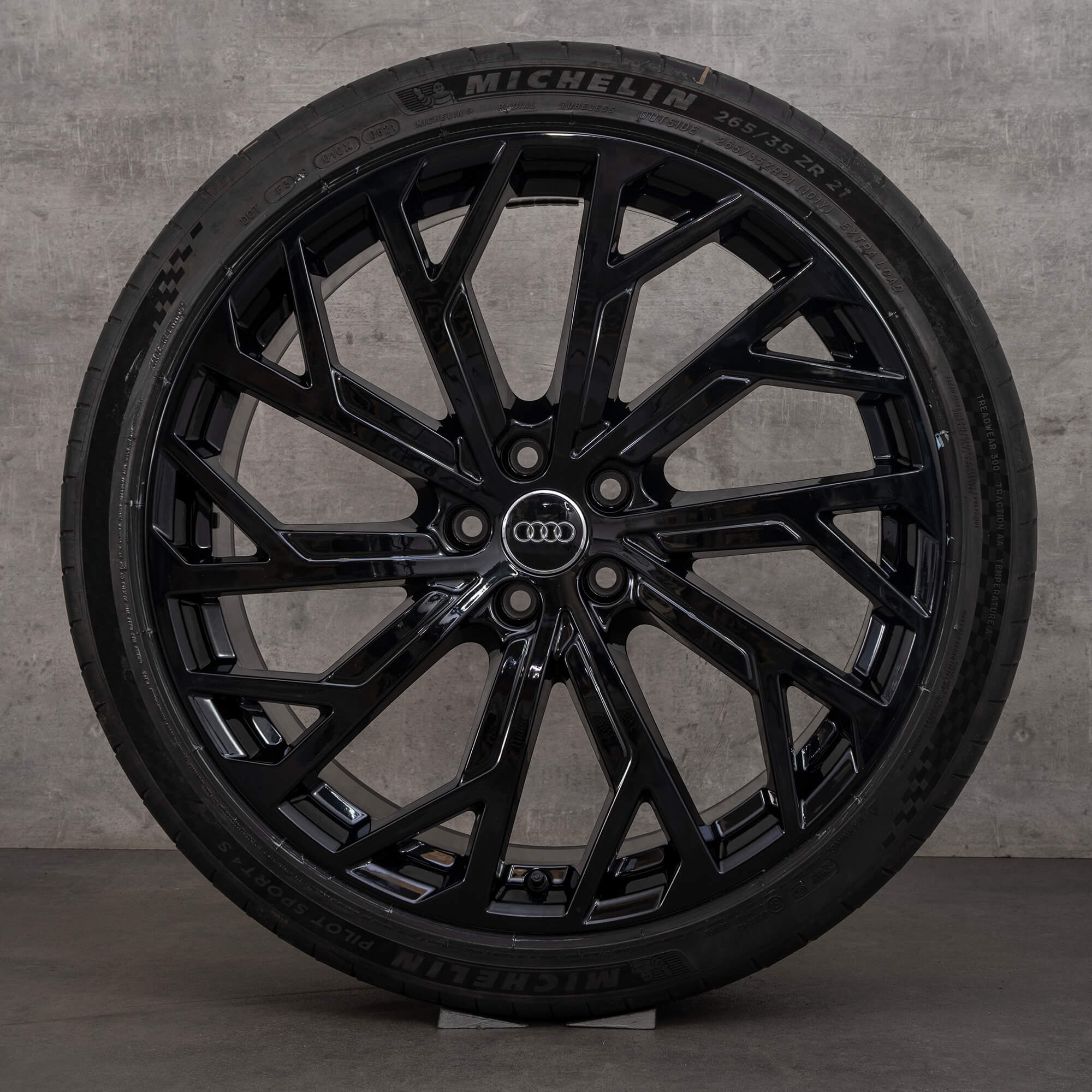 Audi Sport A8 S8 4N Felgen 21 Zoll Sommerreifen Sommerräder 4N0601025AF
