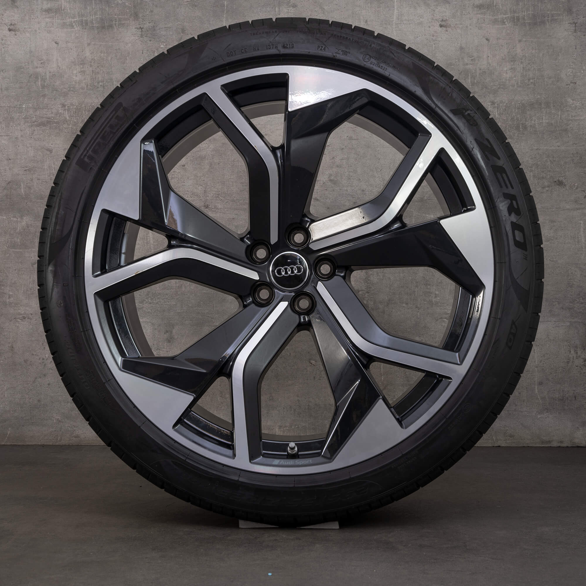 Audi RS Q8 23 inch rims summer tires 4M8601025AF wheels 6 mm