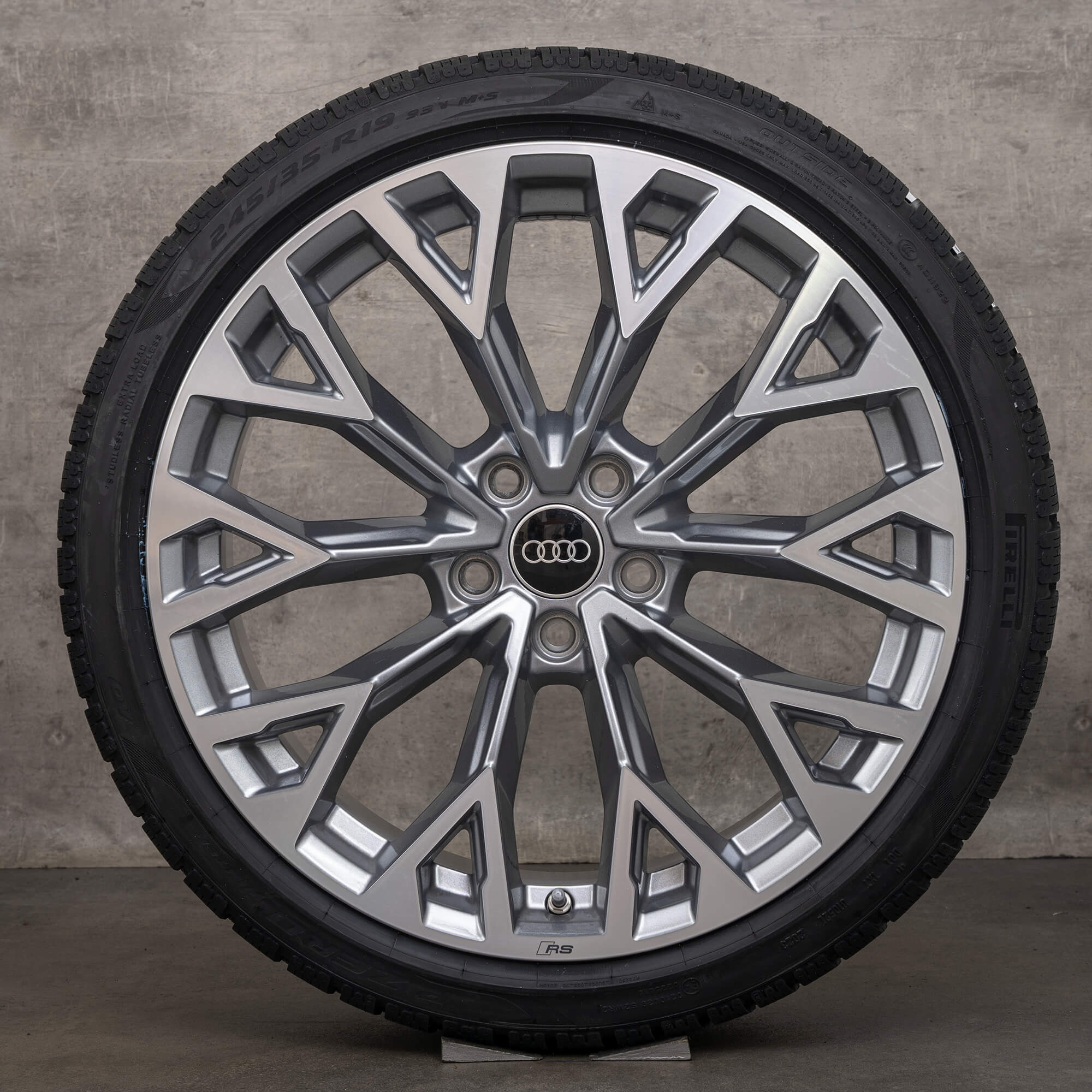 Audi RS3 8Y winter tires wheels 19 inch rims 8Y0601025BM 8Y0601025BN NEW