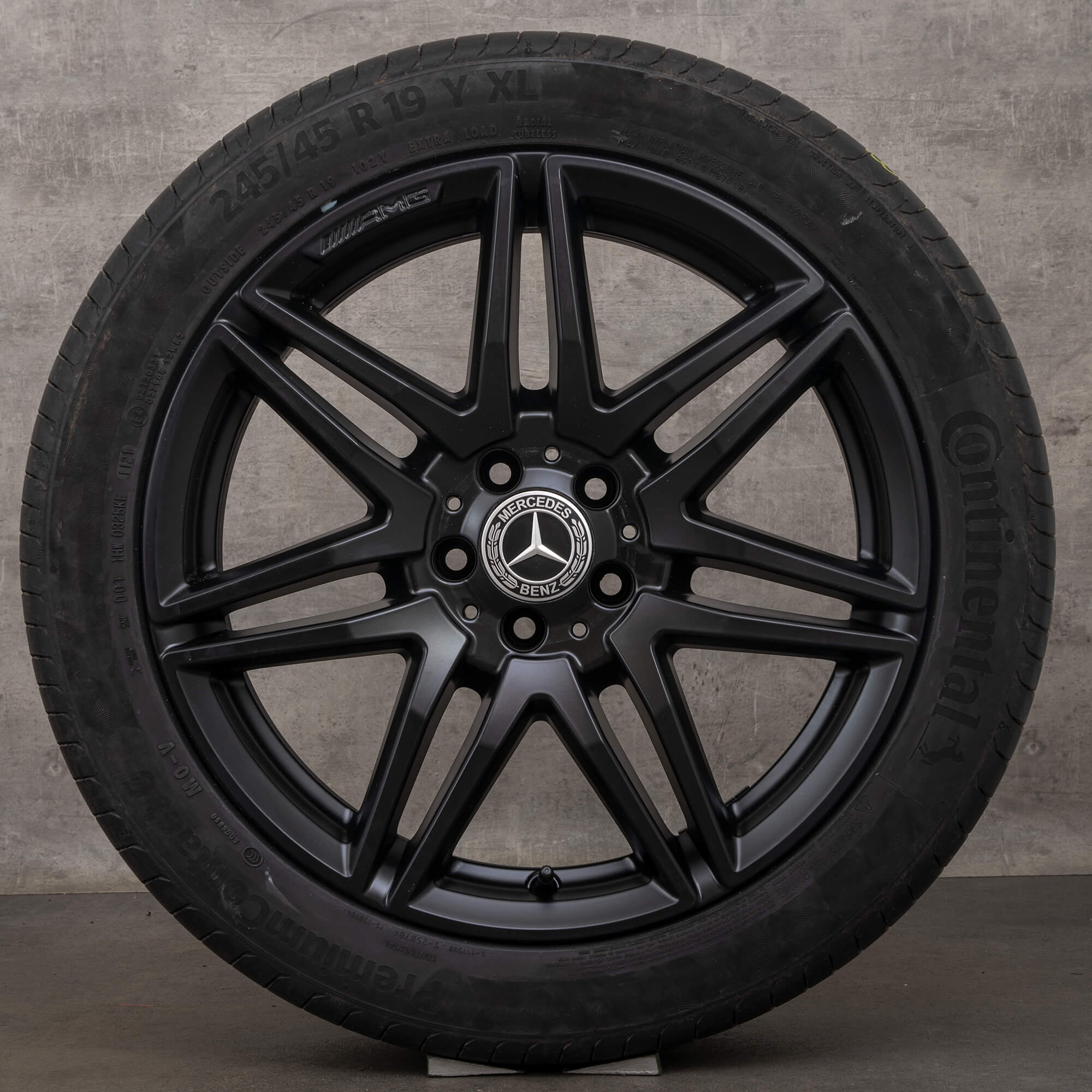 AMG Mercedes V-Class Vito W447 summer wheels 19 inch tires 7 mm