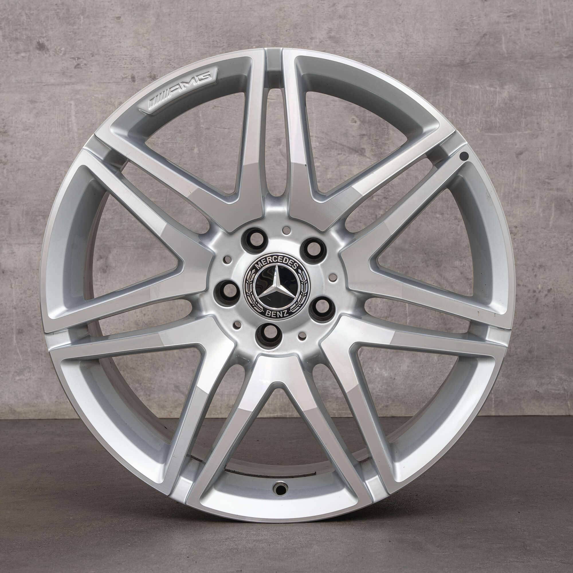 AMG Mercedes Benz E-Class C207 A207 Coupé Cabrio 19 inç jantlar A2124014702