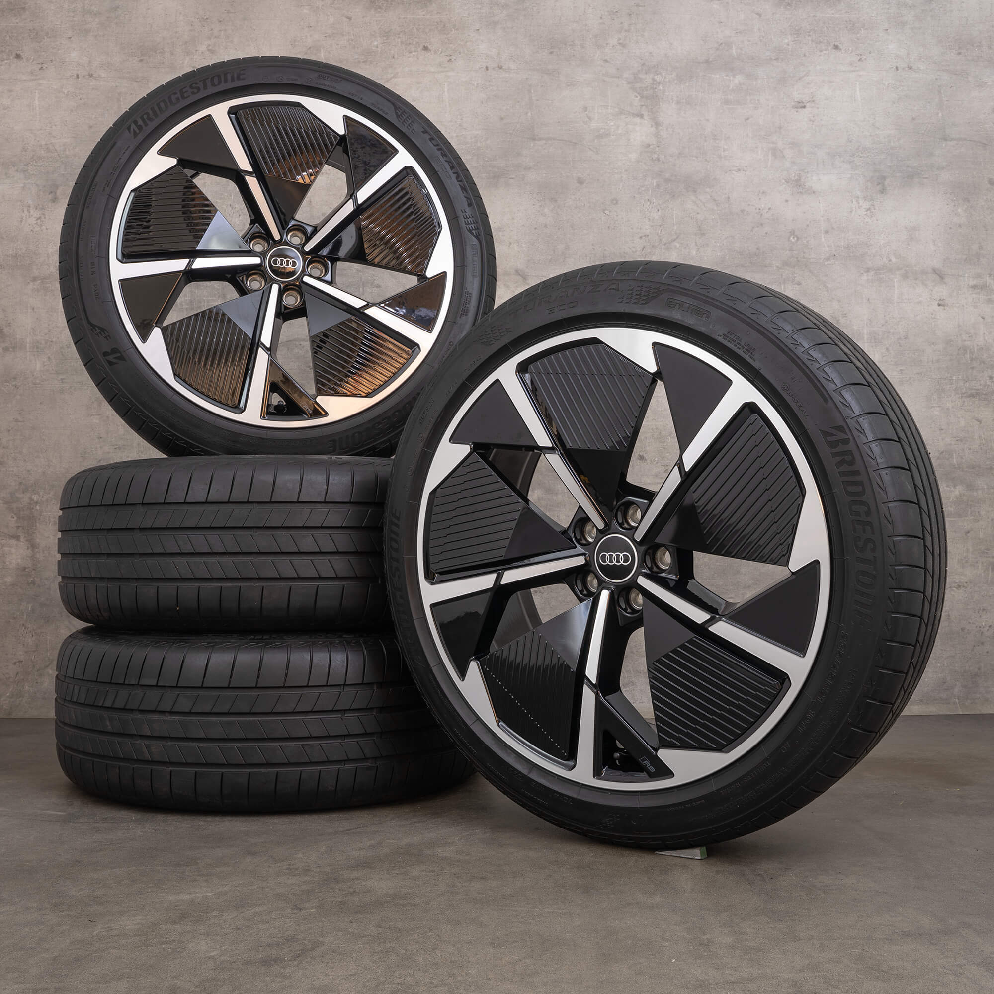 Audi e-tron Q4 summer wheels 21 inch rims tires