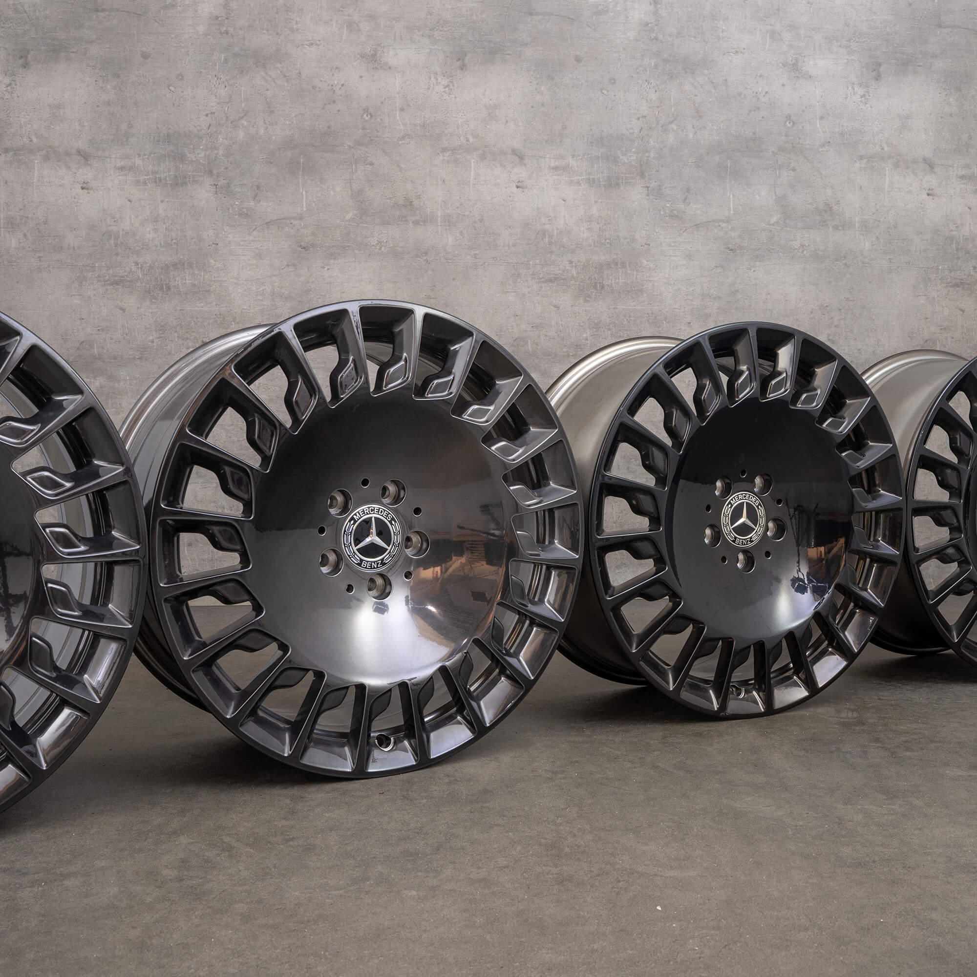 Mercedes Benz Maybach S-Class 222 19 inch rims A2224013600 A2224013700