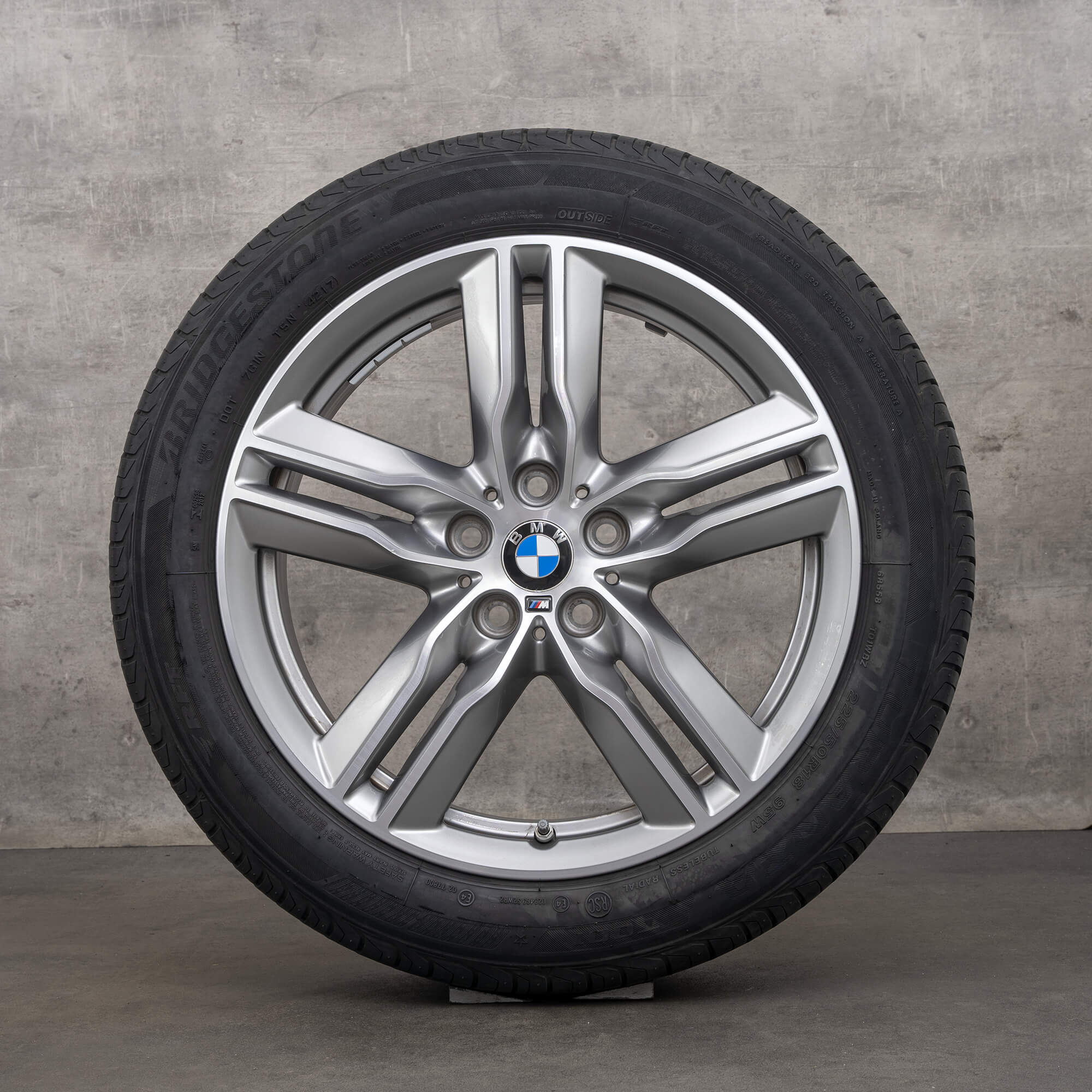 BMW 18 Zoll Felgen X1 F48 Alufelgen Sommerreifen Sommerräder 570 M