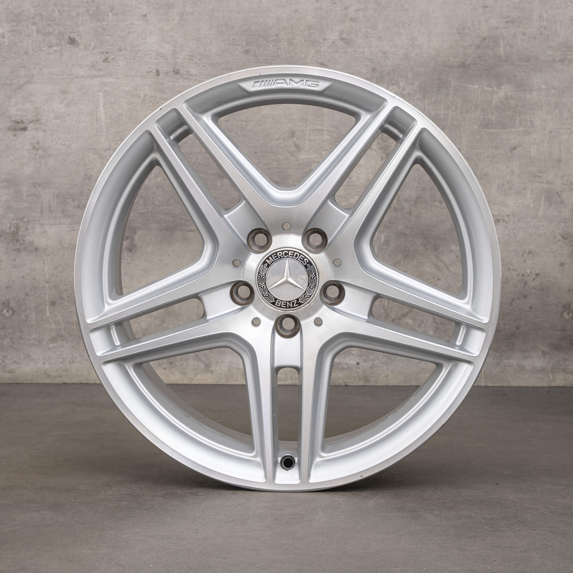 AMG Mercedes Benz C-Class W204 S204 C204 18 inch rims A2044014102 ...