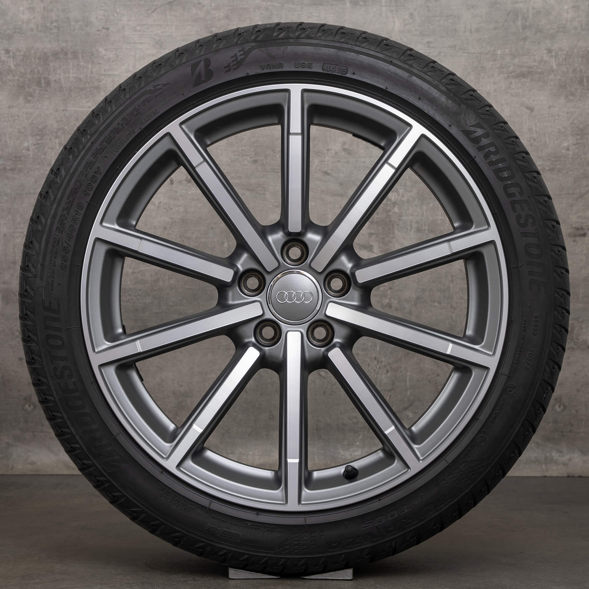 Audi Q3 RSQ3 8U rodas de verão jantes 19 polegadas pneus 8U0601025M