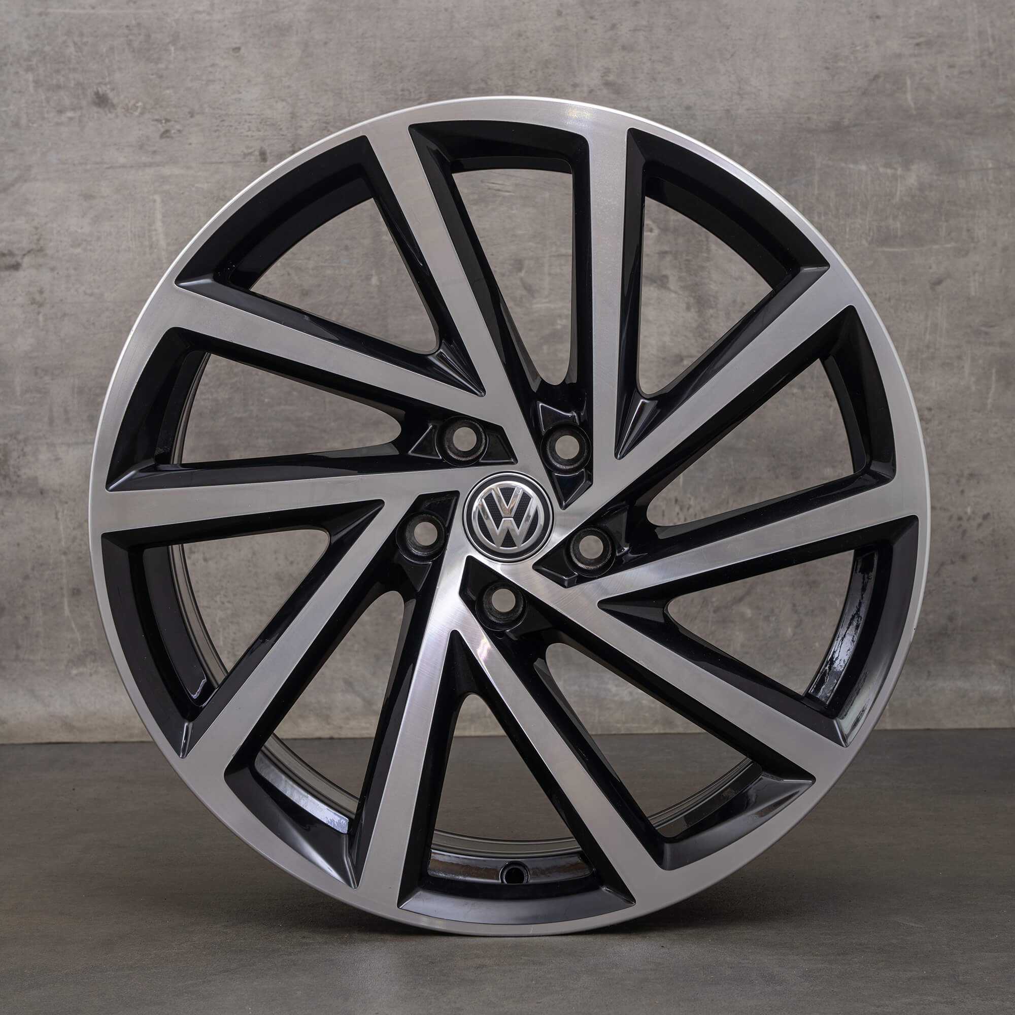 Jantes VW de 19 polegadas Golf 7 Spielberg jantes alumínio pretas alto ...