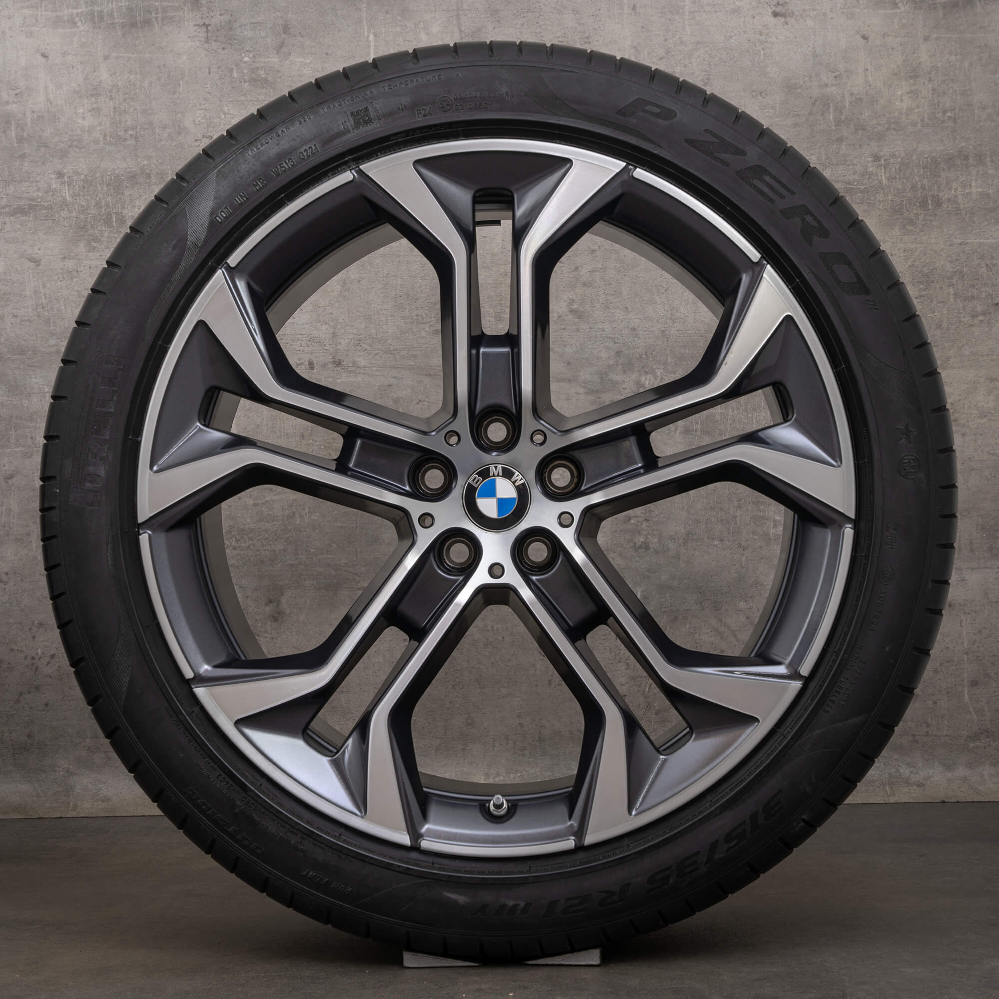 BMW X5 G05 X6 G06 summer wheels 21 inch rims 744 tires 6885459 6885460