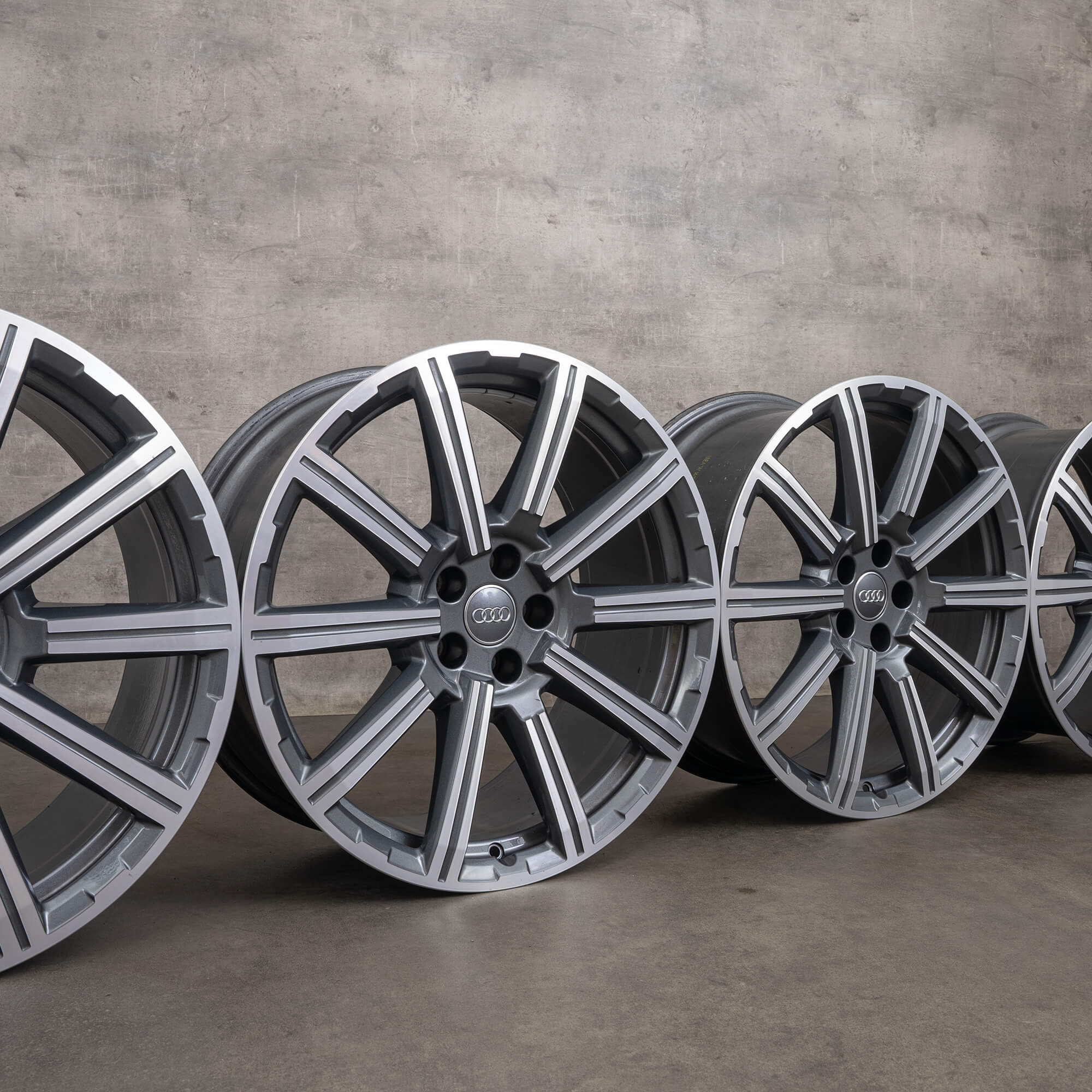 Audi 20 inch velgen Q7 SQ7 aluminium 9 x ET33 4M0601025AD antraciet