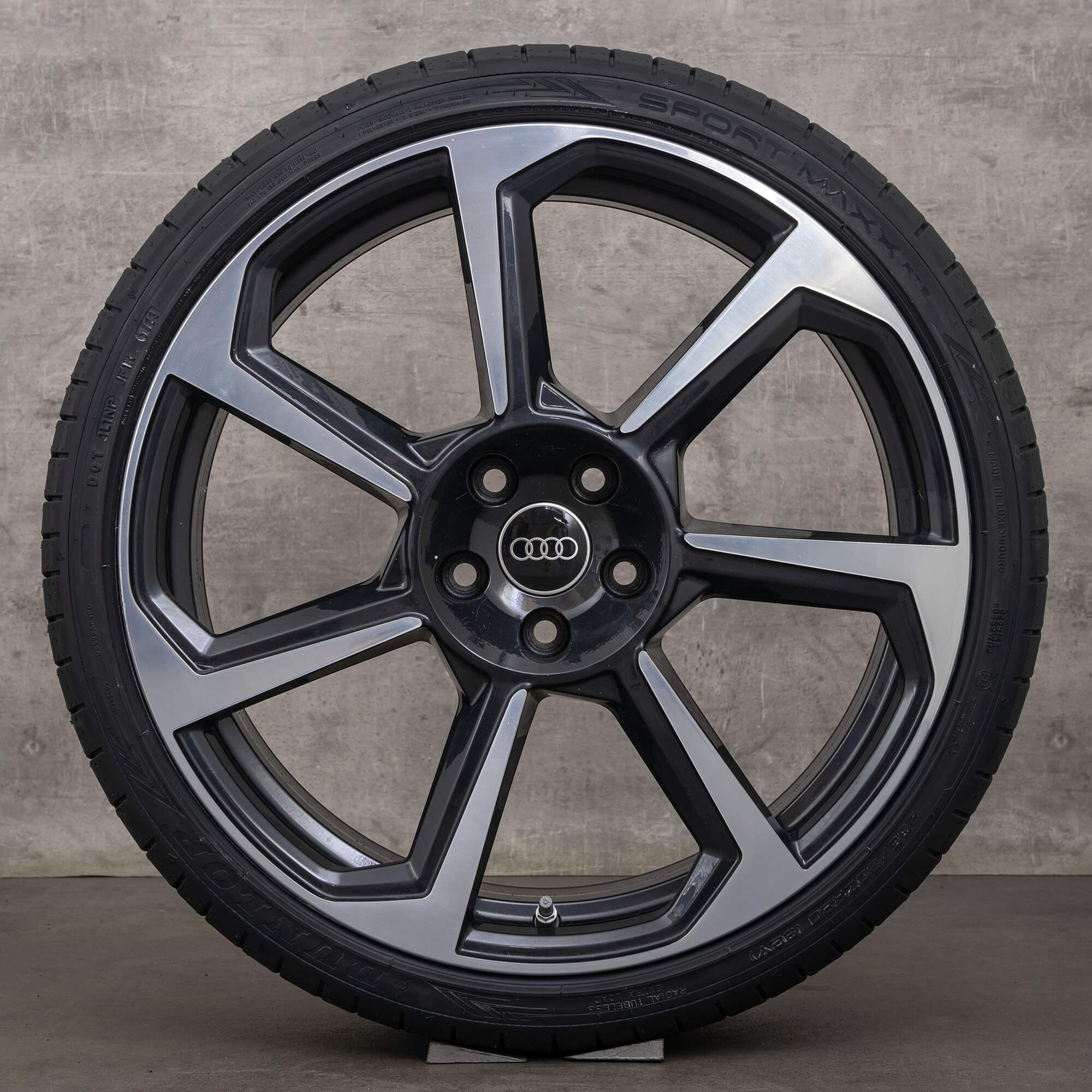 Audi TT RS 8S FV jantes été 20 pouces pneus rotor 8S0601025AD