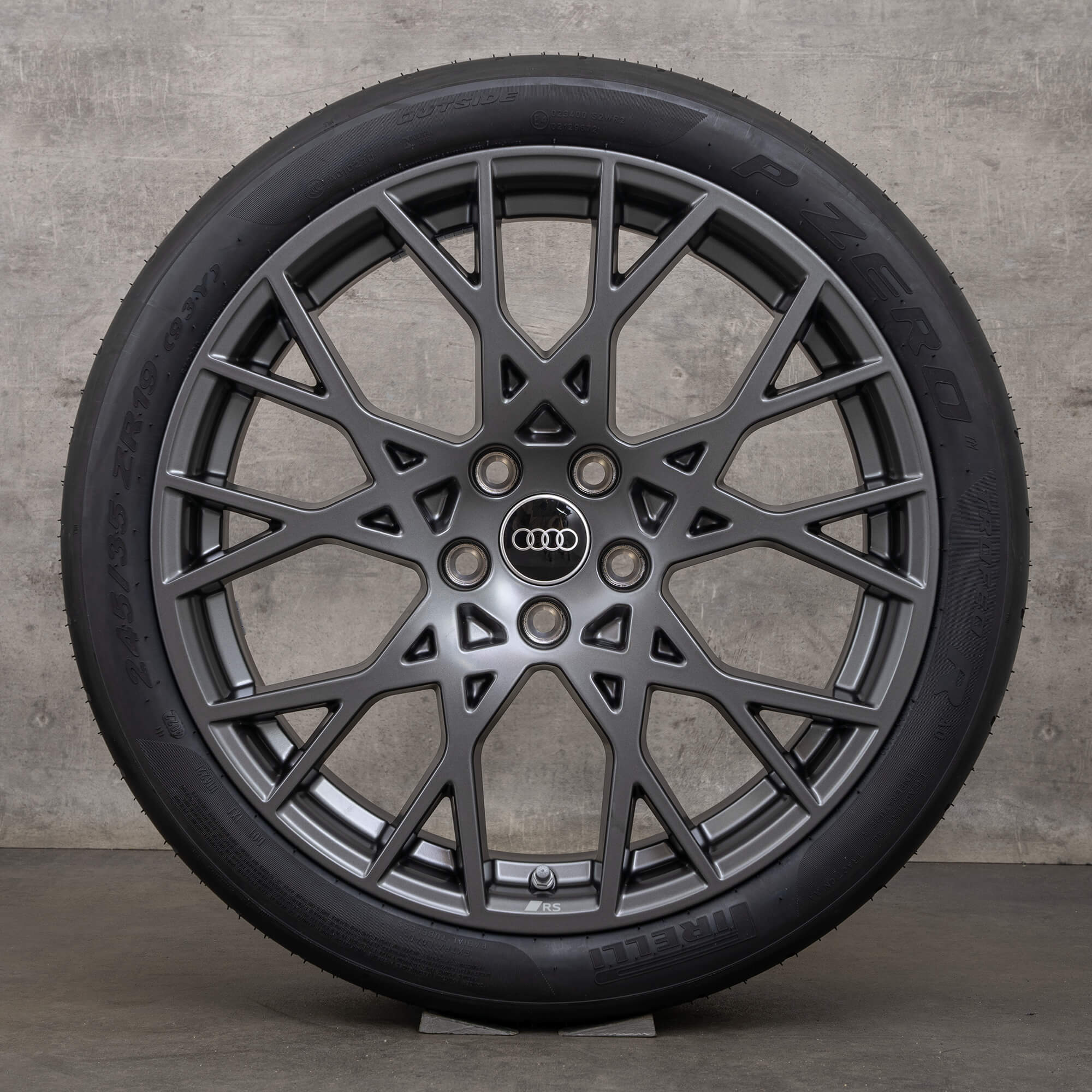 Cerchioni invernali originali Audi RS3 8Y da 19 pollici 8Y0601025CL ...